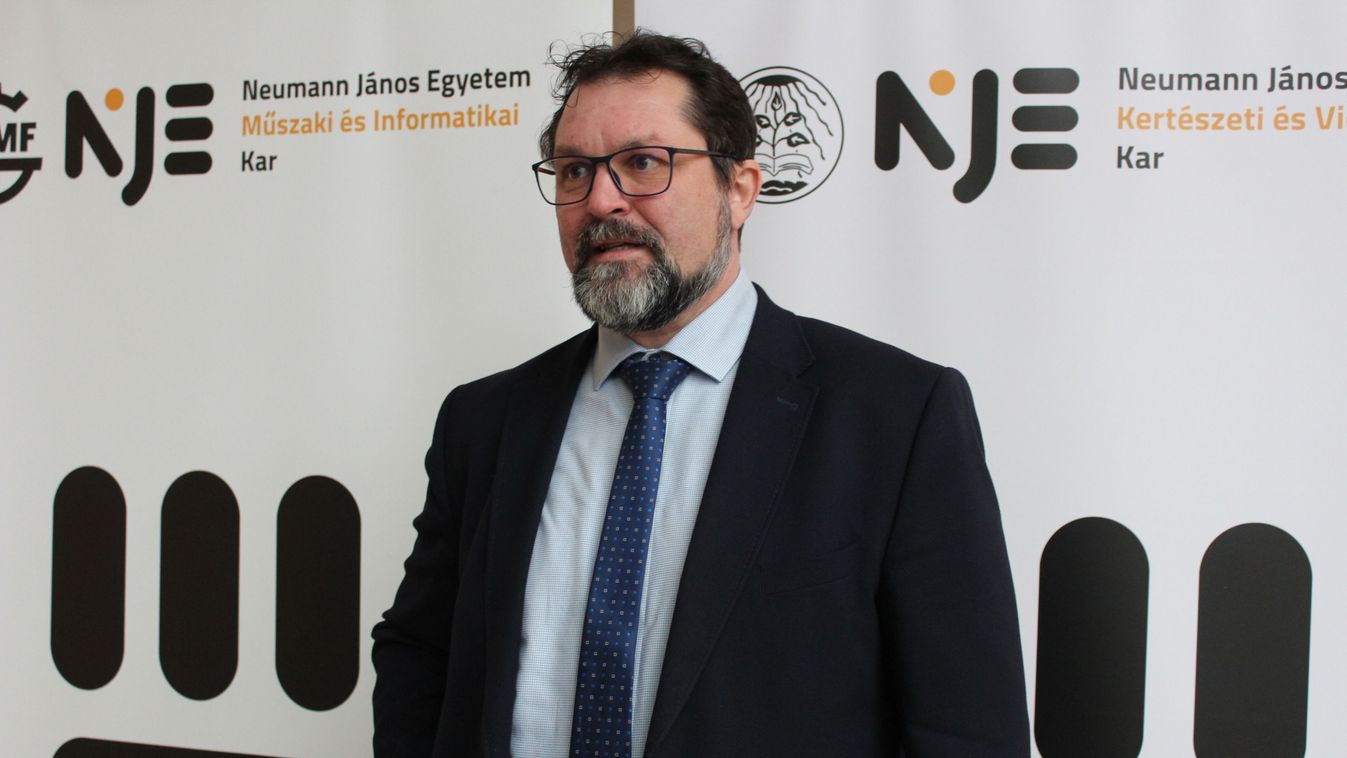 Dr. Fülöp Tamás: Elemi érdek az Erasmus program fenntartása