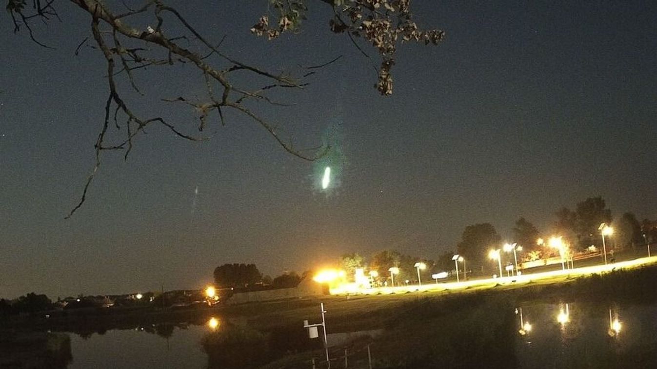 Ismét fényes tűzgömb szelte át Magyarországon az eget az éjjel