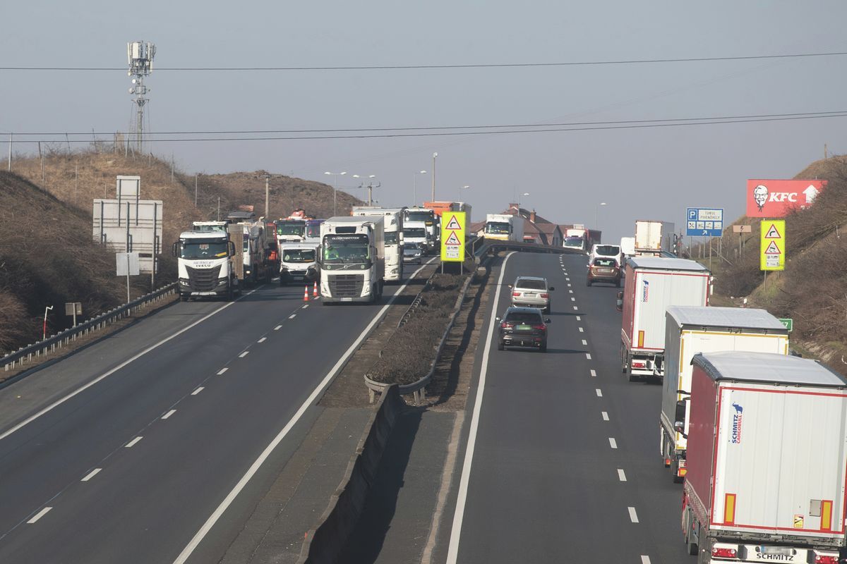 M8-as autópálya: itt tartanak jelenleg a munkálatokban