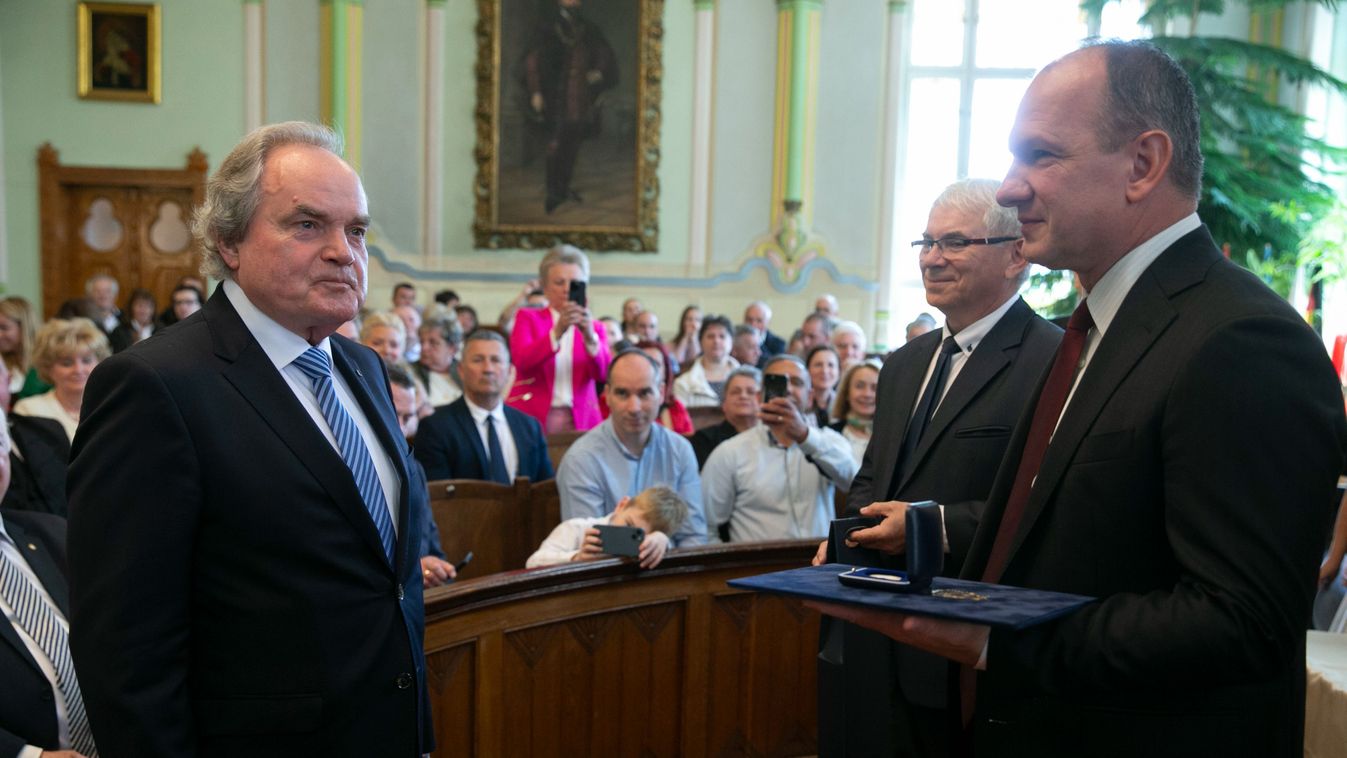 Integrál Zrt. elnök-vezérigazgatója kapta idén a város egyik ...