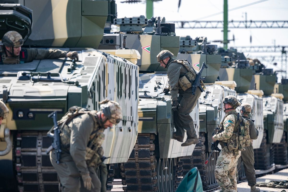 ADHU 25 - a lakosság türelmét kéri a Honvédség