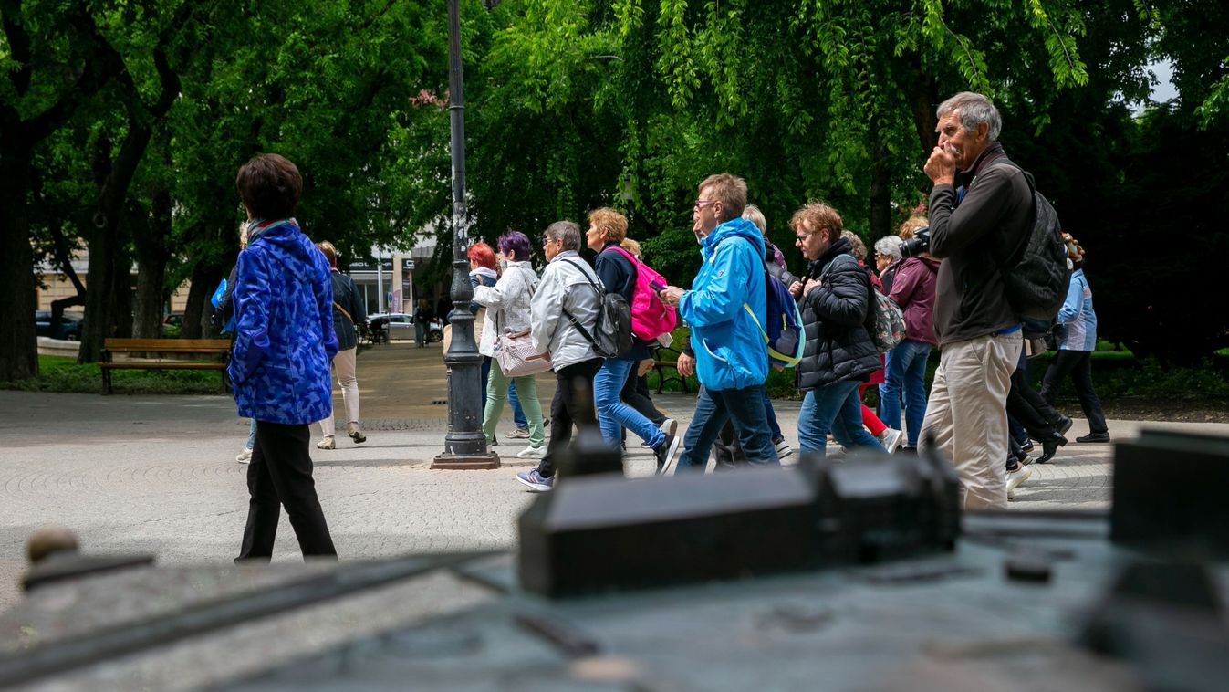 Séta időskorban rendkívül jótékony a szervezetre