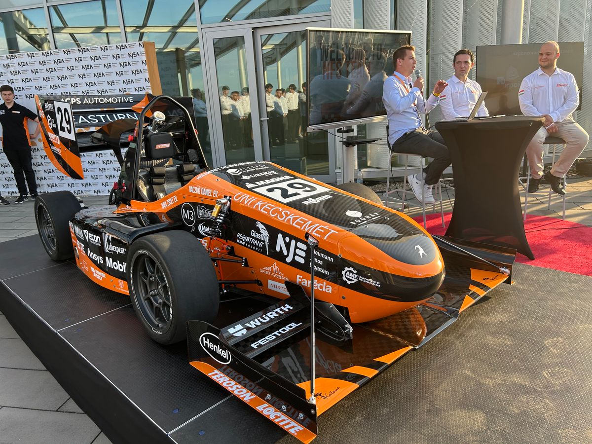 A Neumann Formula csapat elképesztő versenyautót épített