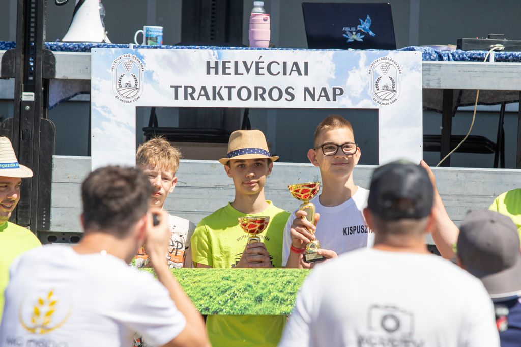 A Helvéciai Traktoros Nap igazi közösség ünnep