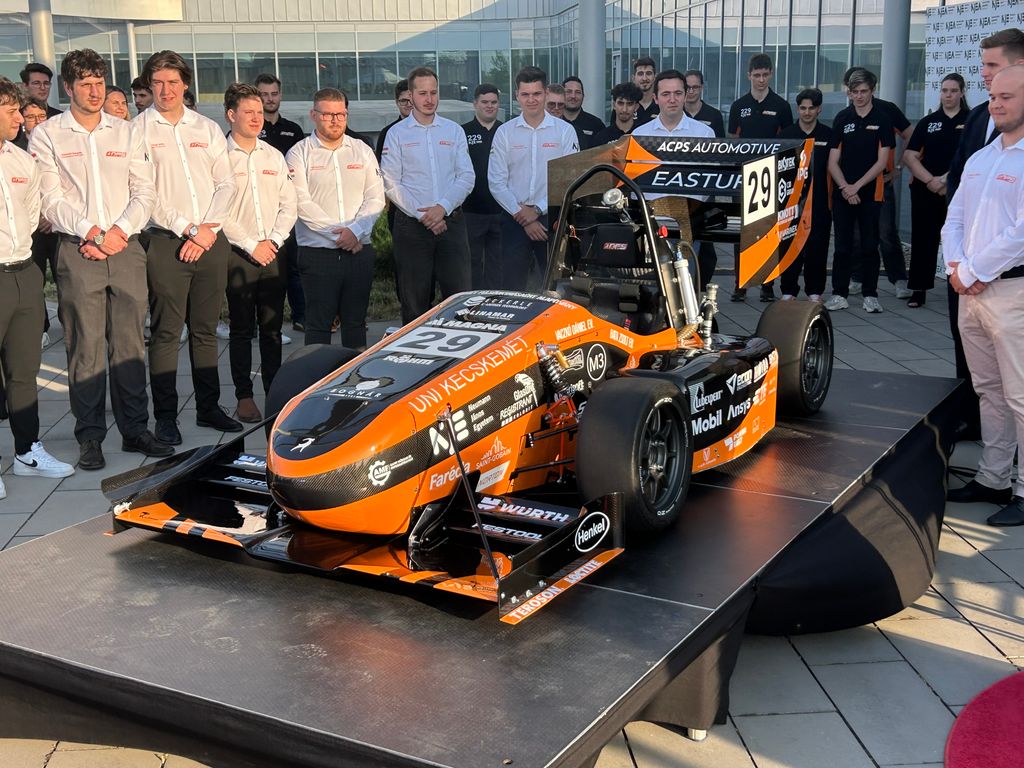 A Neumann Formula csapat elképesztő versenyautót épített