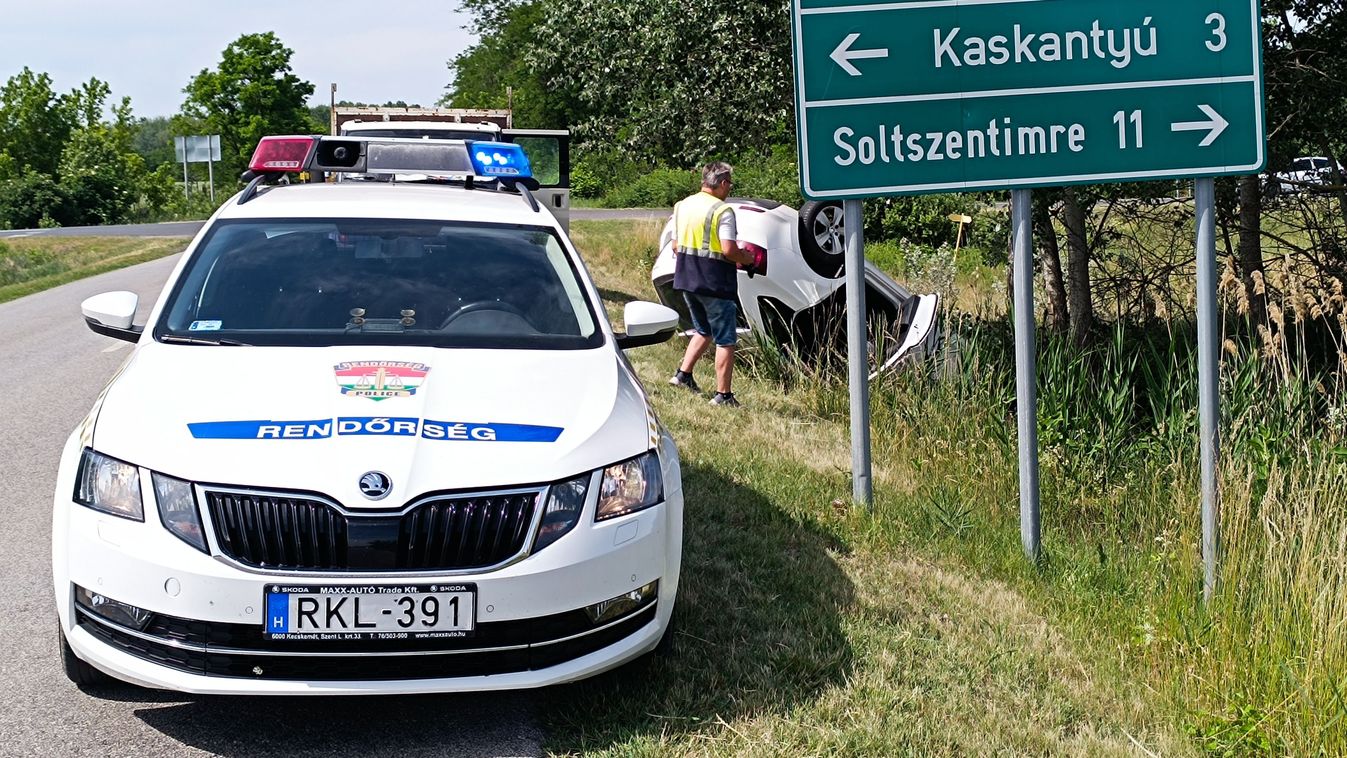 El akarta kerülni az ütközést – súlyos baleset lett a hirtelen ...